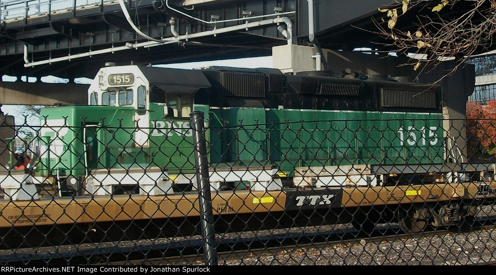 BNSF 1515, conductor's side, 11-4-2011.